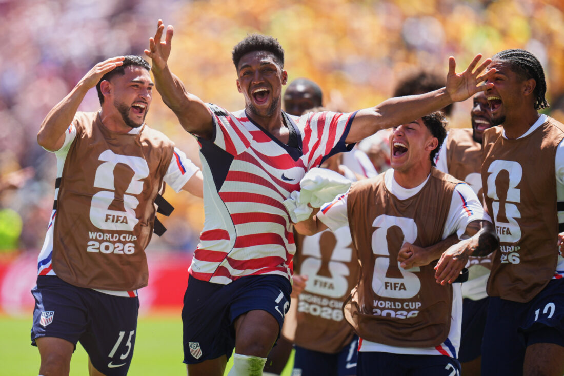 Alex Freeman, son of ex-NFL star Antonio Freeman, scores in US World ...